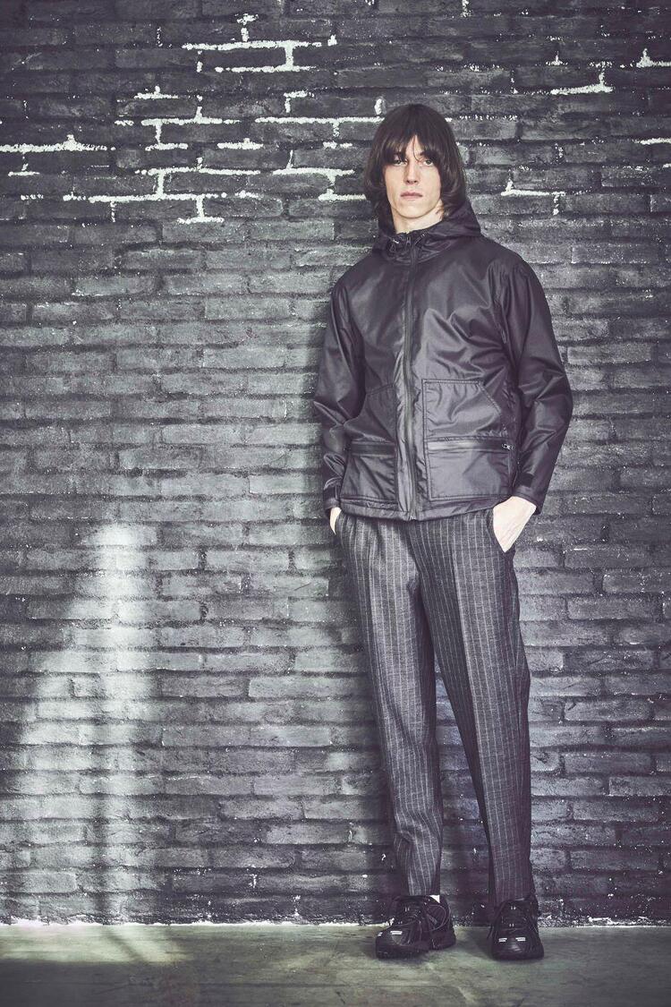 SYNTHETIC OUTER - FEATURE - MACKINTOSH LONDON SYNTHETIC OUTER - FEATURE - MACKINTOSH LONDON